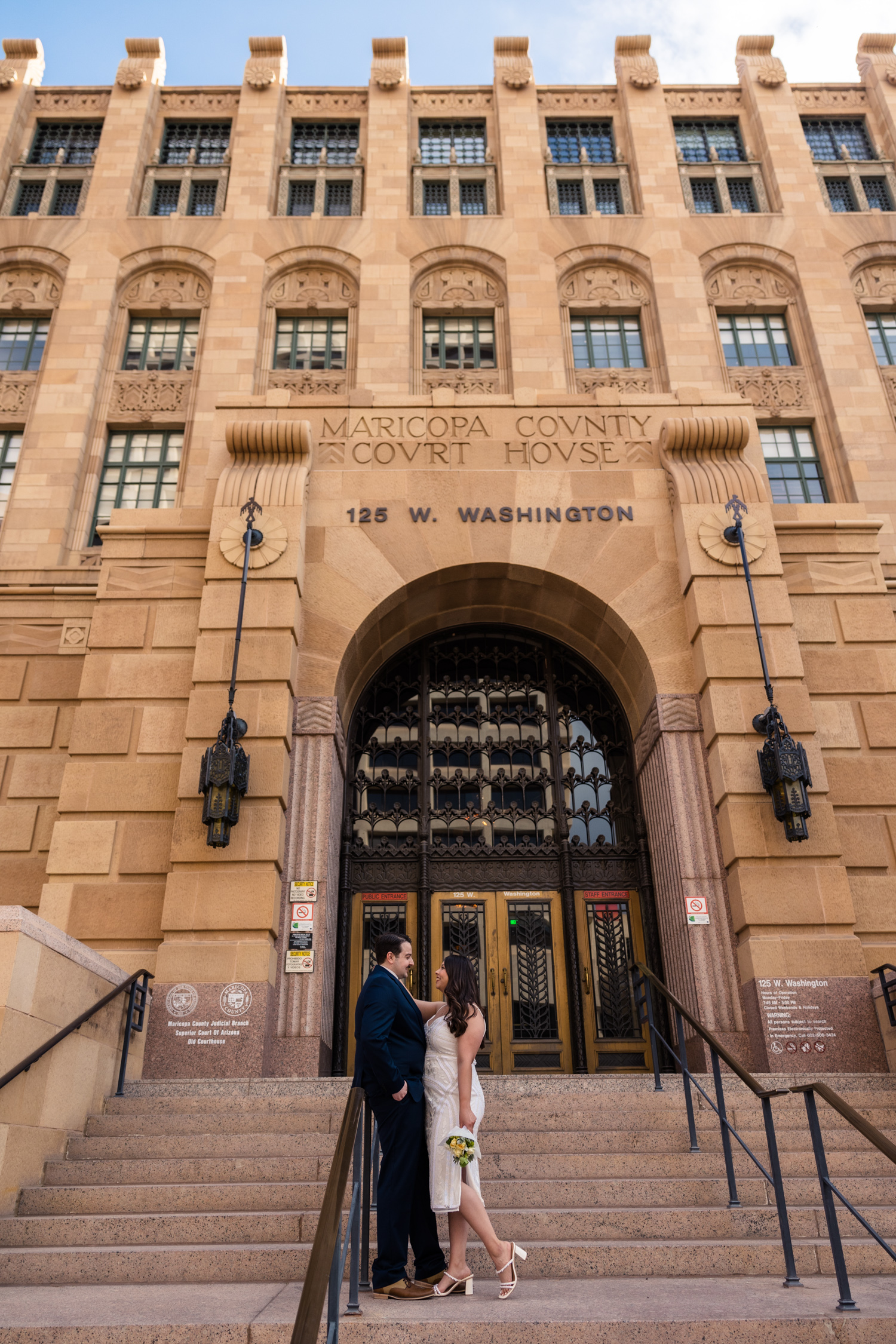 Phoenix Courthouse Wedding Guide: Get Married at the Courthouse